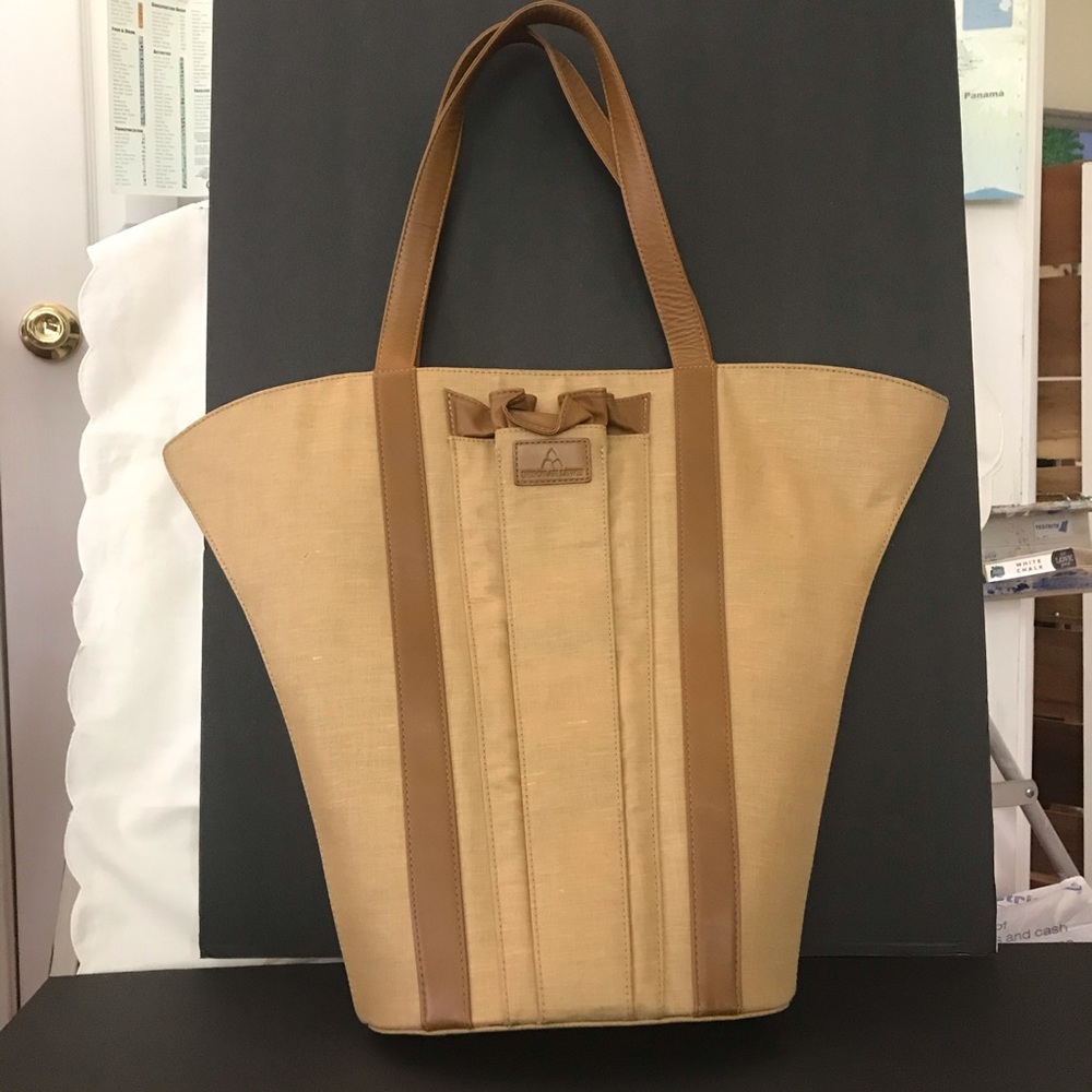 Deborah Lewis Bucket Tote - Gem